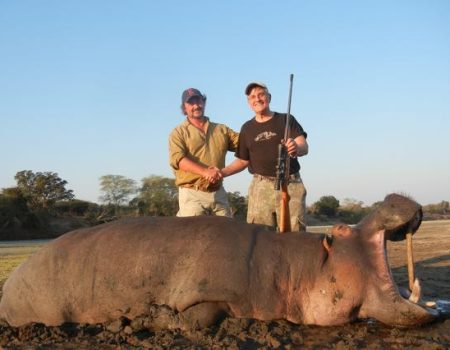 HUNTING: DANGEROUS GAME - Hunt in Africa